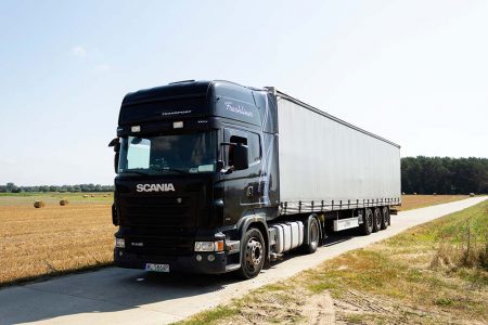 6 Types of Semi Trucks Every Owner-Operator Must Know Of