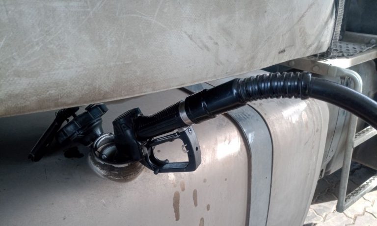 5 Semi Truck Fuel Economy Tips to Get a Better Gas Mileage