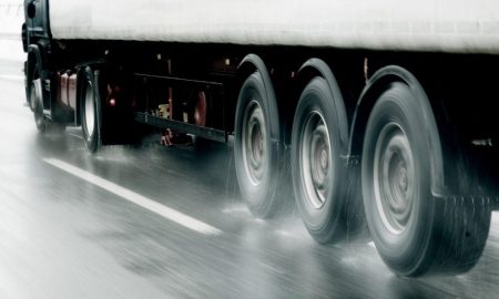 Symptoms Of Bad Tires | 4 Common Signs to Pay Attention